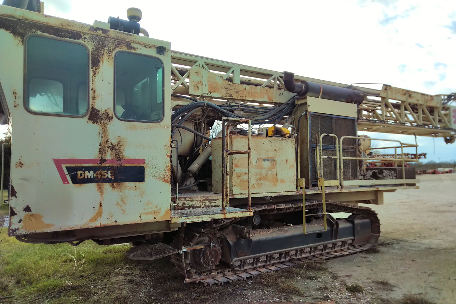 Ingersoll-Rand DM45E High Pressure Drilling Rig